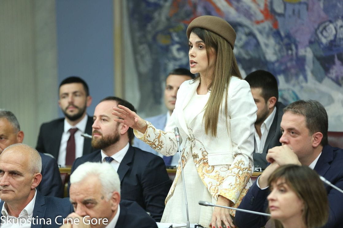 Vuković: Fotelja Zdravka Krivokapića pokorila državu