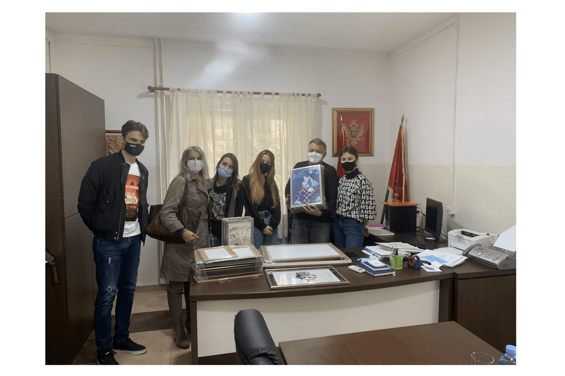 Donirali umjetničke slike Specijalnoj bolnici za psihijatriju “Dobrota”