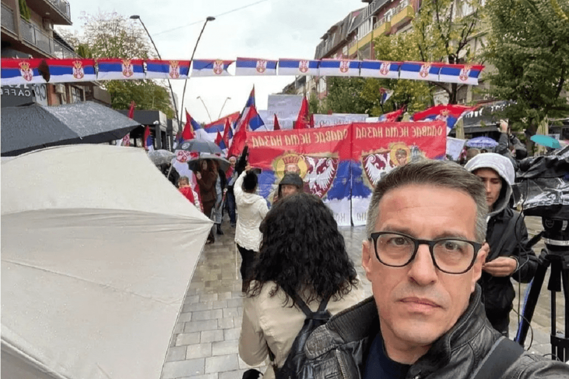 „Sa svojim narodom“: Dobričanin na protestu Srba na Kosovu „Sa svojim narodom“: Dobričanin na protestu Srba na Kosovu