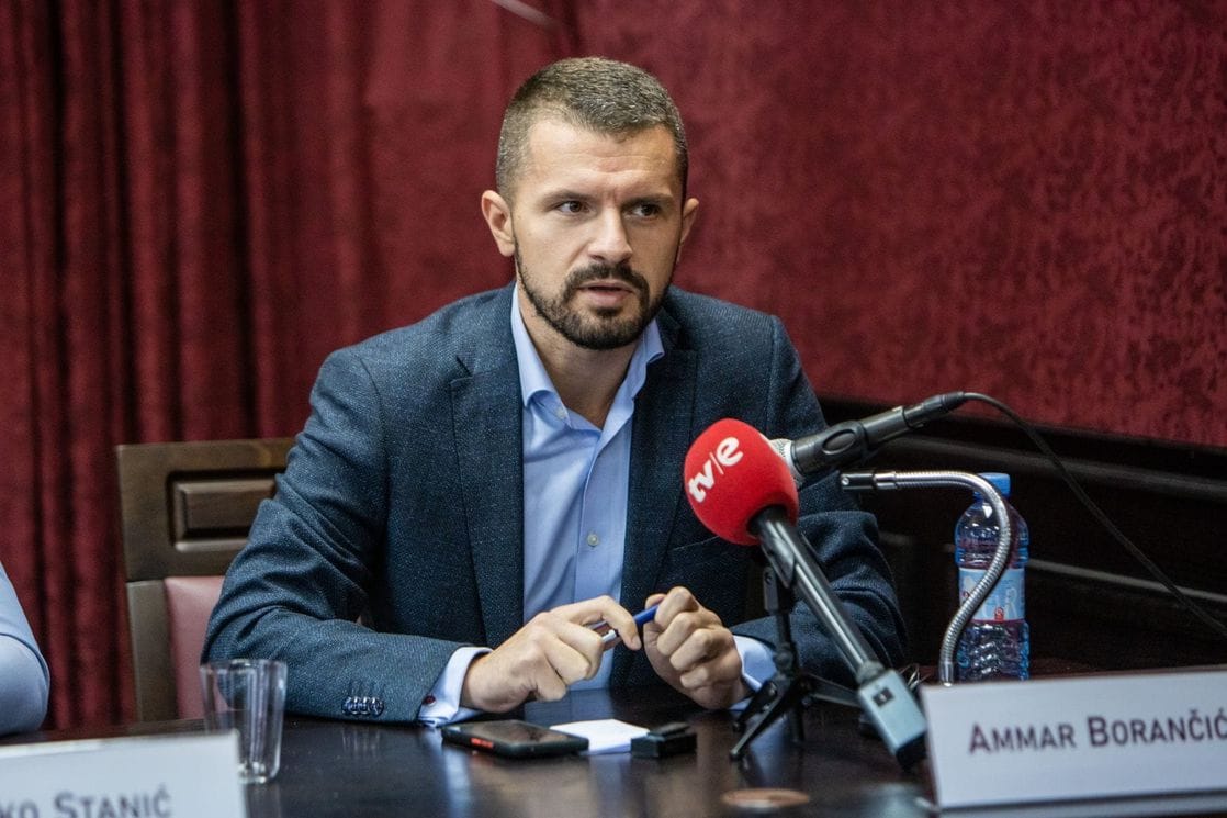Borančić: Poslanik PES, pitomac Milačića, umislio da može da cijeni ko ...