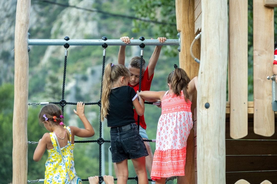 Veliki gradski park sinoć otvoren u Kotoru