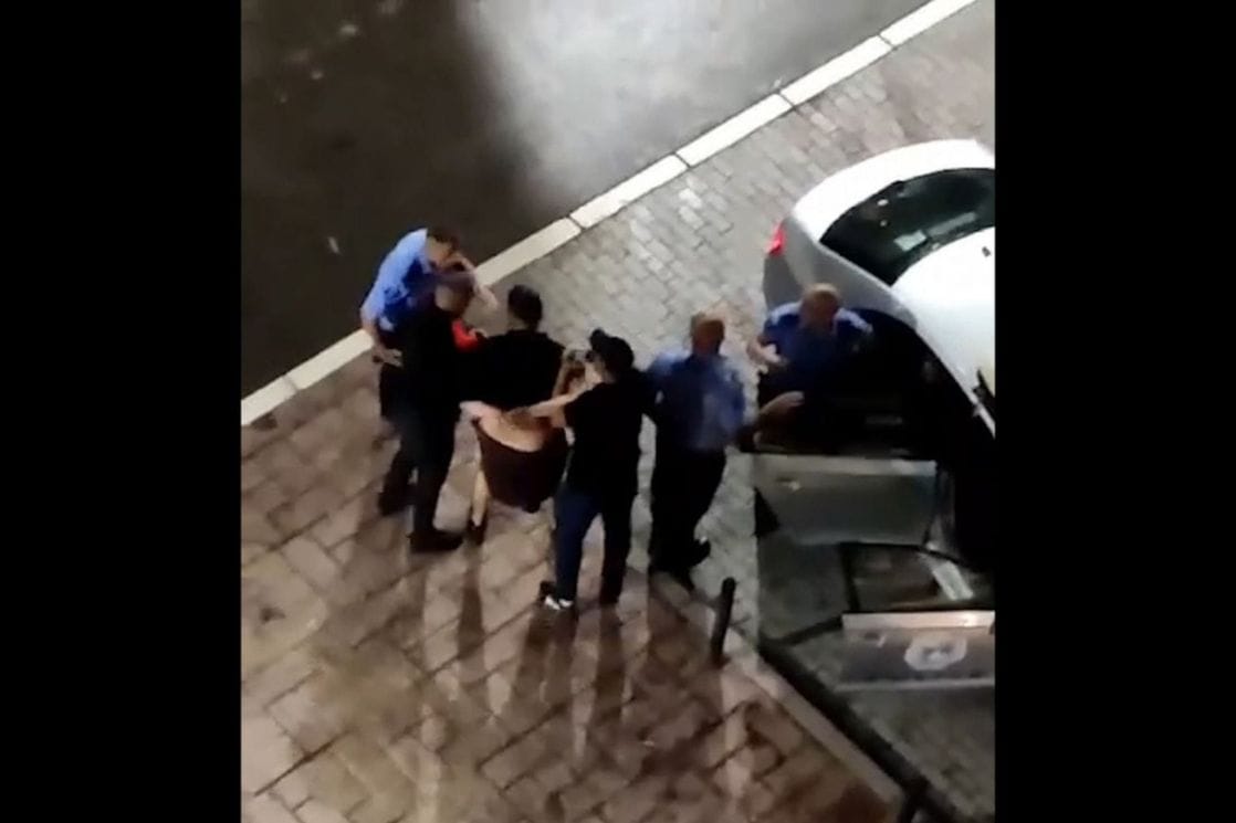 (VIDEO) Kosovo: Uhapšena četiri srpska mladića zbog napada na policiju