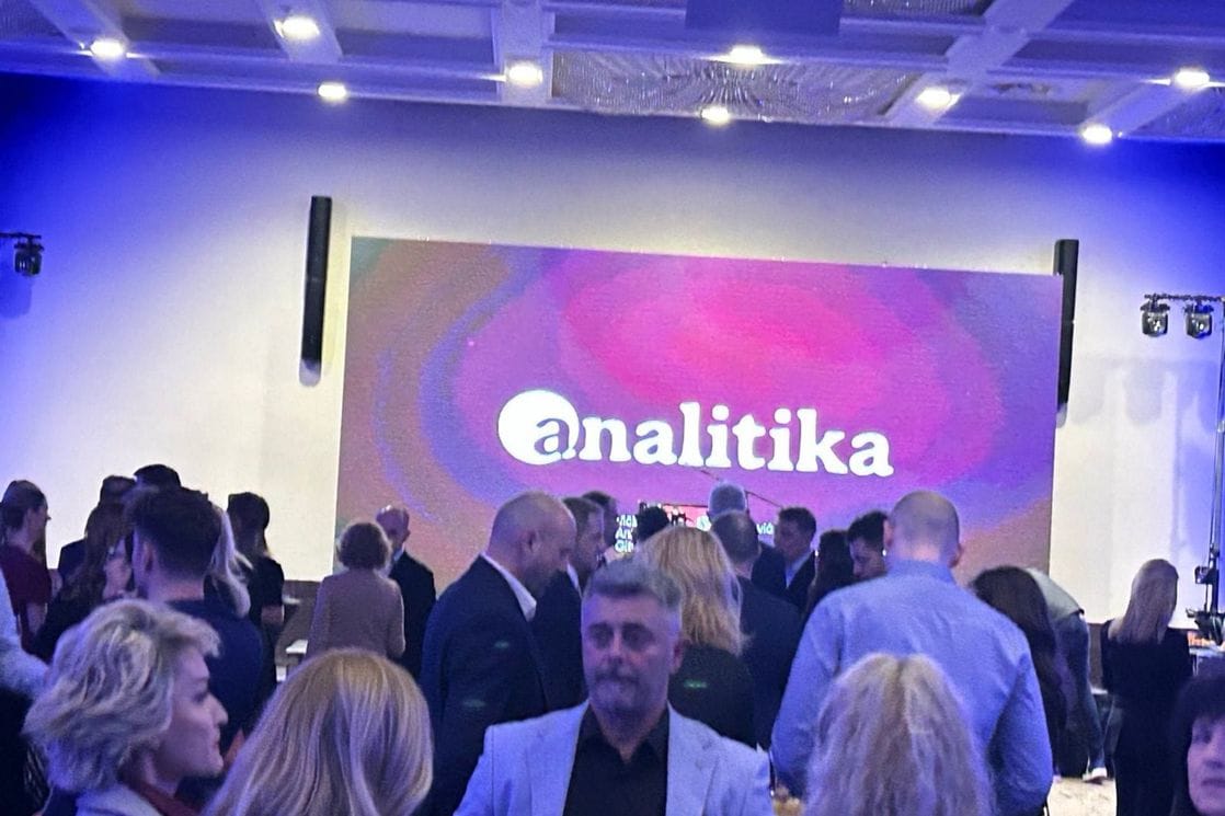 (FOTO/VIDEO) Analitika večeras proslavlja 15 godina postojanja