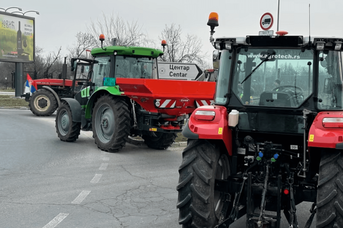 Novi Sad: Počela višesatna blokada ključnih saobraćajnica