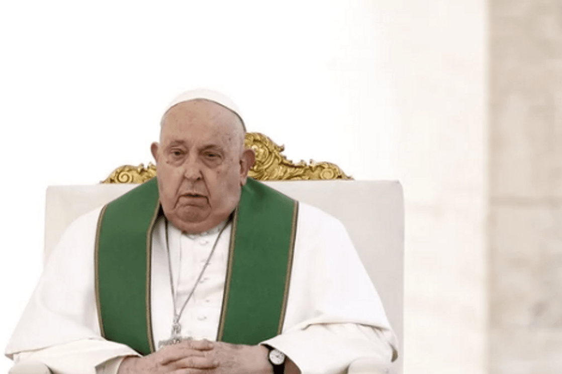 Papa bio blizu smrti: Ljekari razmišljali da ga puste da umre na miru