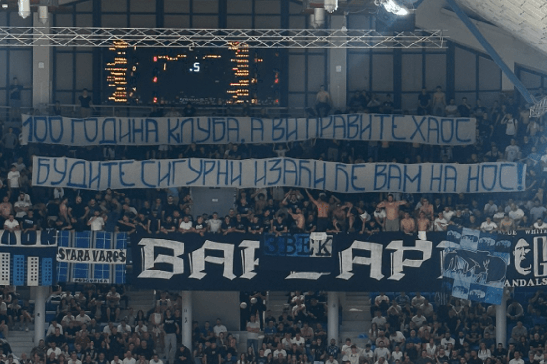 'Varvari' se i večeras 'obratili' upravi FK Budućnost: Evo šta su im ...