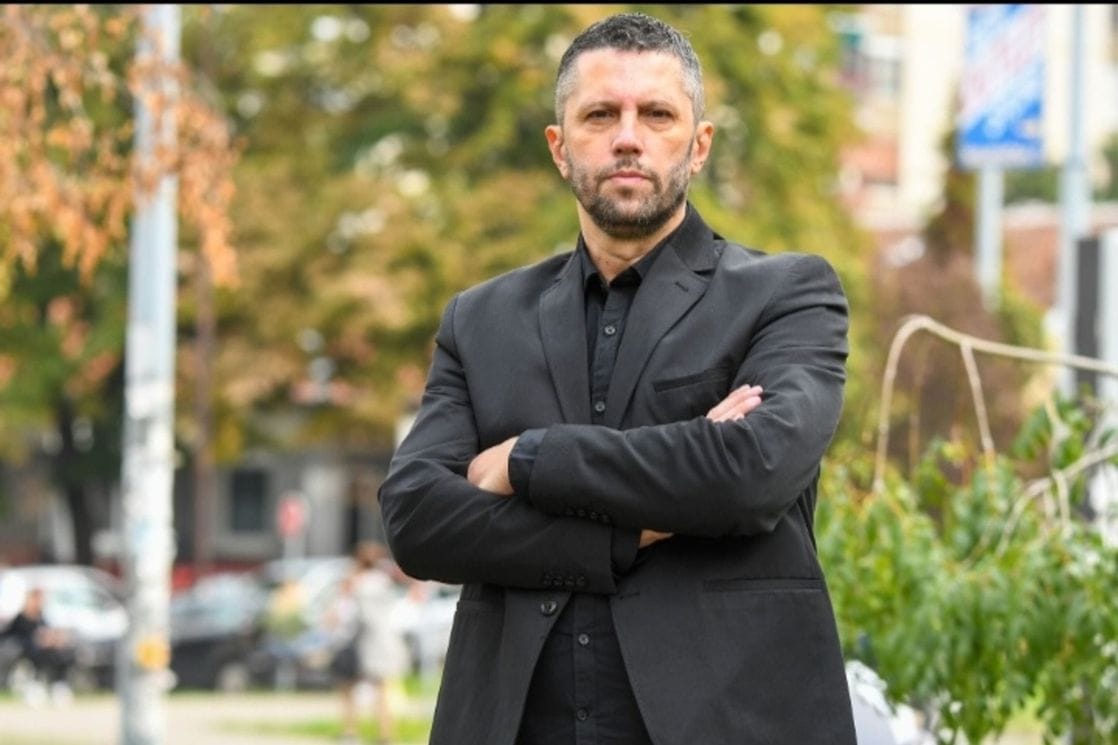 Sadžakov: SPC udarna pesnica velikosrpskog nacionalizma, i vlasti i ...